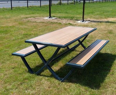 Table pique-nique GMELINA stratifié compact - Metropole Equipements